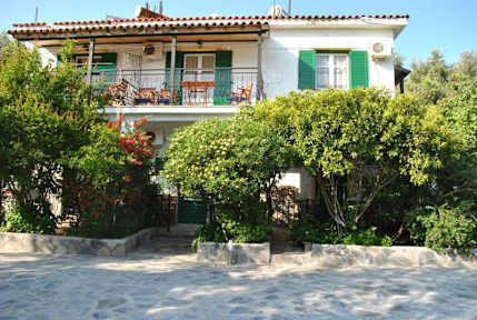 Stelios Studios in Skiathos, Greece - Book Apartments with Hostelworld.com