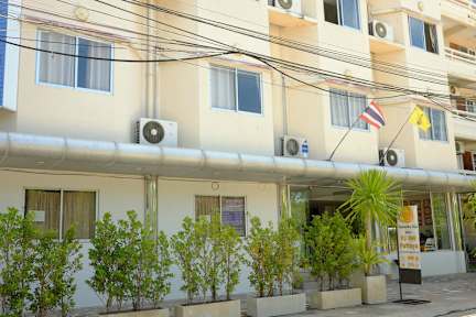 PJ Inn Pattaya in Pattaya, Thailand - Book Budget Hotels with ...