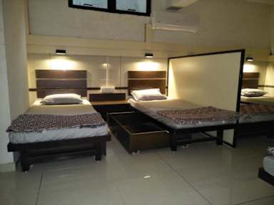 Night-halt Dormitory, Ahmedabad - 2025 Prices & Reviews