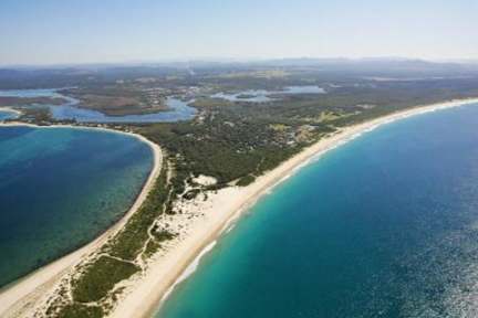 Tea Gardens Club Inn Motel in Port Stephens, Australia - Find Cheap ...