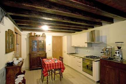 Ca Barba B&B in Venice, Italy - Book B&B's with Hostelworld.com