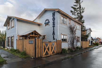 Hostal Lago Cóndor, Puerto Natales - 2025 Prices & Reviews - Hostelworld