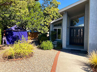 Victory Lodge, North Hollywood - 2026 Prices & Reviews