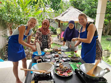 Indah Homestay & Cooking Class, Senggigi Lombok - 2025 Prices & Reviews