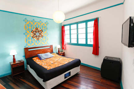 Casa Violeta Limon in Valparaiso, Chile - Book Apartments with ...