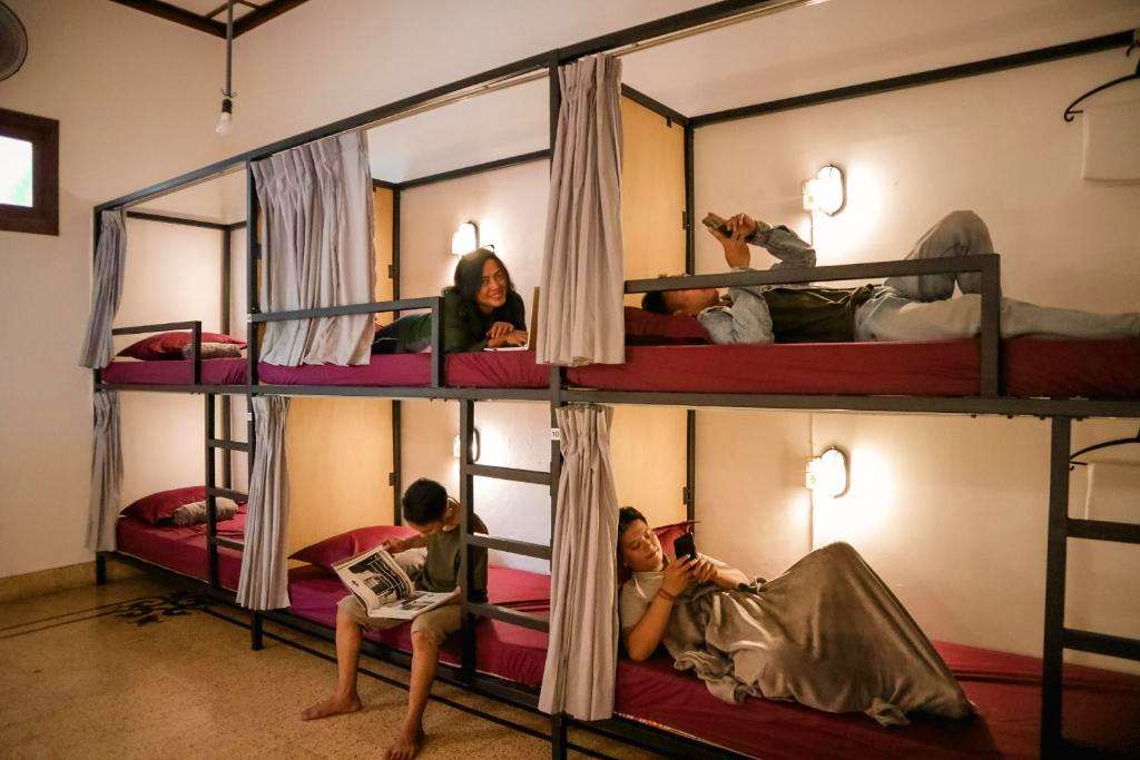 Best Hostels Near Kanjuruhan Stadium - Cheap Hotels & Stays From £5 to £15