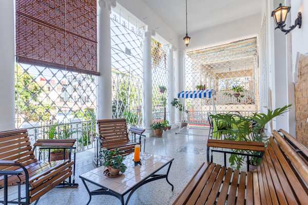 Casacaribbeanblue 1927 - Cuba