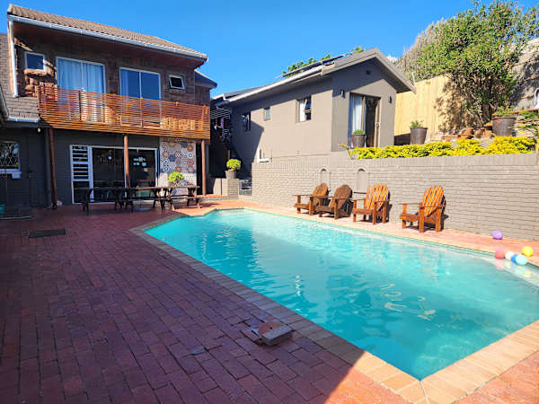 Lungile Backpackers - Port Elizabeth