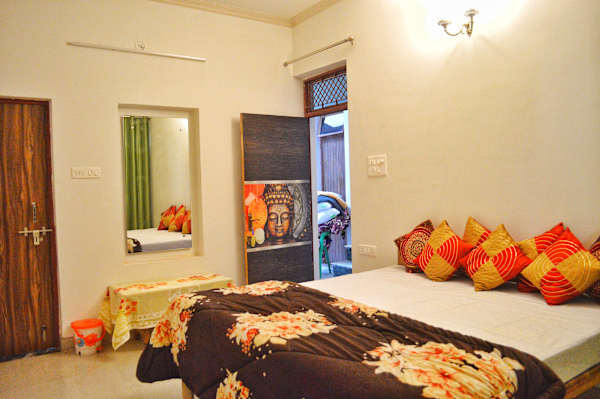 Anukampa Paying Guest House - Agra