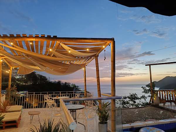 Tayrona Colors - Taganga