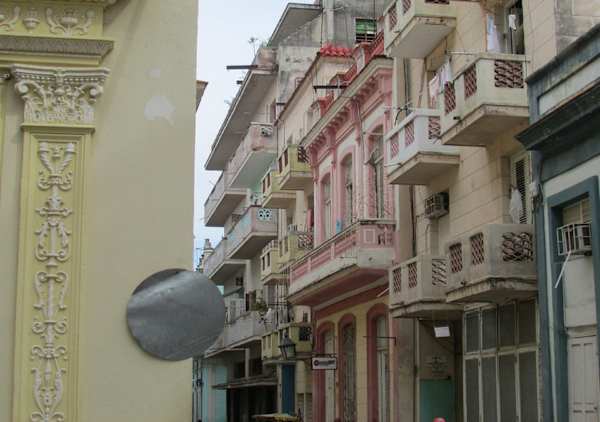 Casa Yanet Y Ariel - Havana