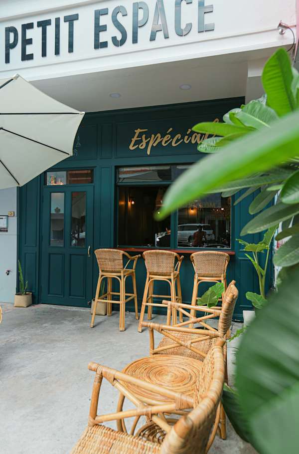 Petit Espace - Vientiane