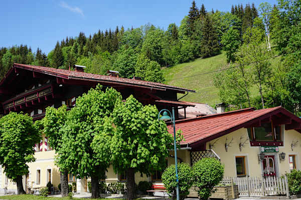 Josef - Hotel For Friends - Bischofshofen