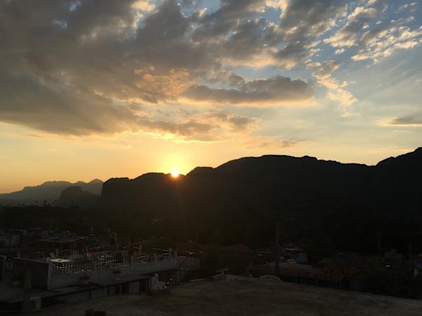 Hostal La Aventura + Tour A Caballo Gratis - Cuba