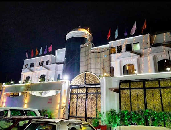 Hotel Mandakini Royale - Kanpur