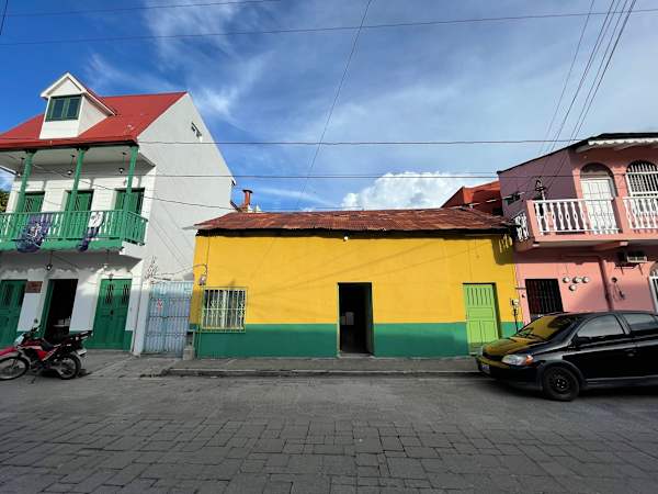 Hostal Inn De Petén - Flores