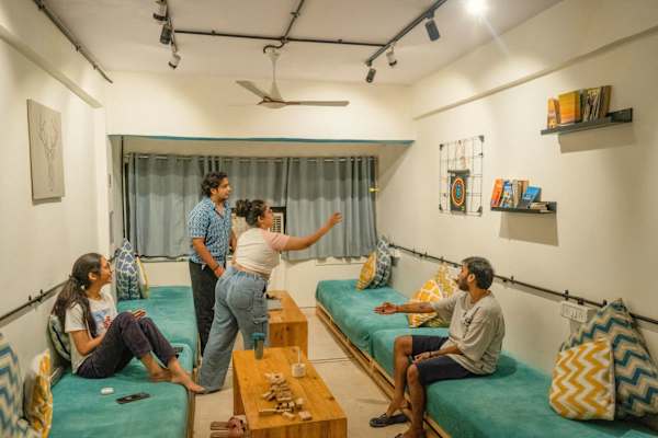 Locomo Hostel Express - Stay | Work | Eat - Mumbai