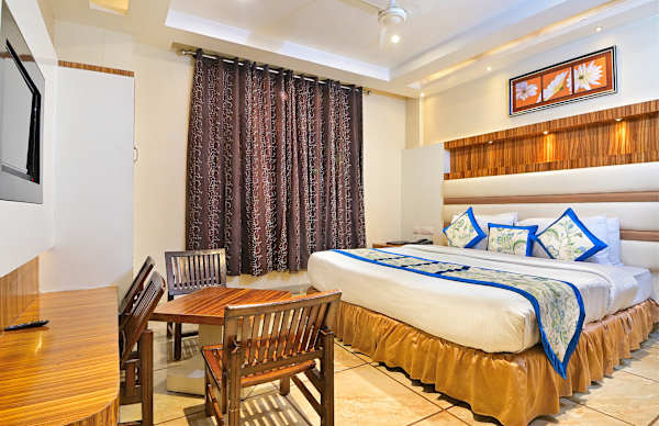 Hotel Hari Piorko Grand-2 Min From New Delhi Rail - New Delhi