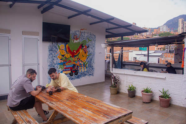 La Familia Hostel - Manila - Medellín, Colombia
