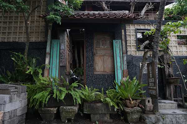 Twospaces Living At Bunga Desa - Bali