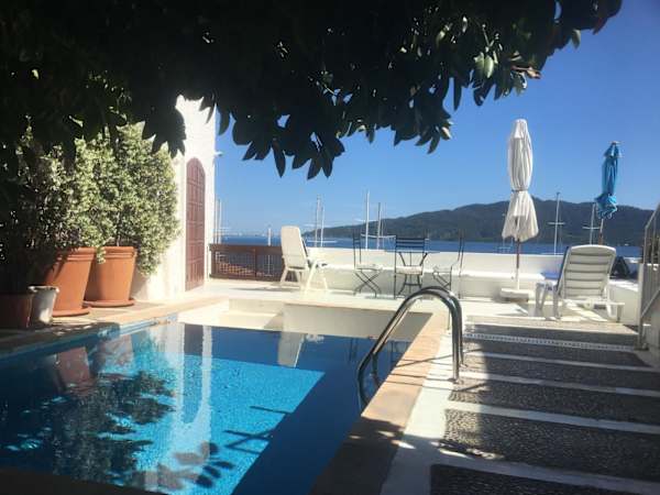 Castle81 Women Hostel - Marmaris