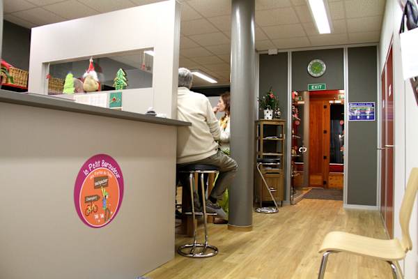 Le Petit Baroudeur Backpacker Hostel - Champéry