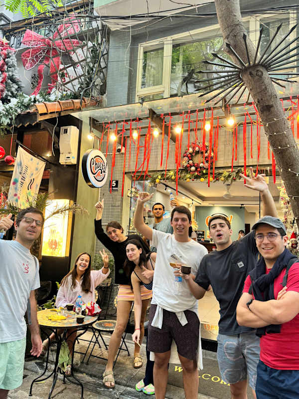 Cheers Hostel & Tours - Hanoi