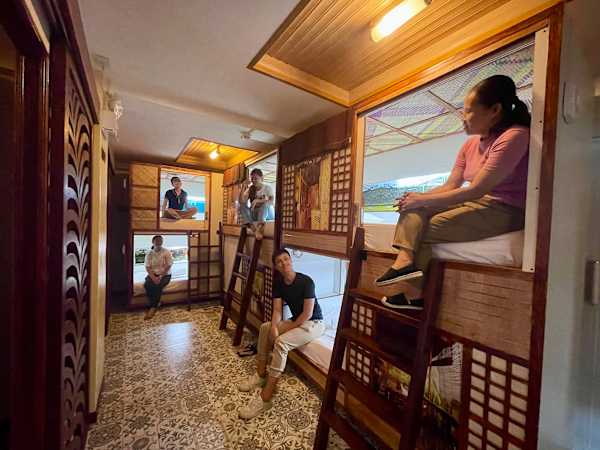 Balai Balai Capsule Hotel - Cebu, Philippines