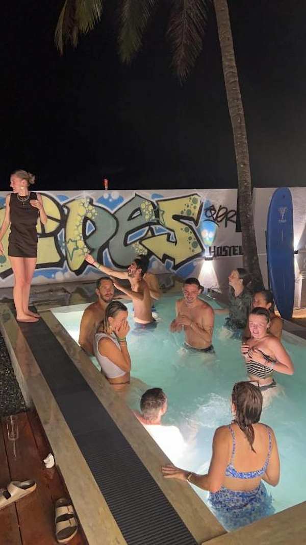 Tides Mirissa - Mirissa