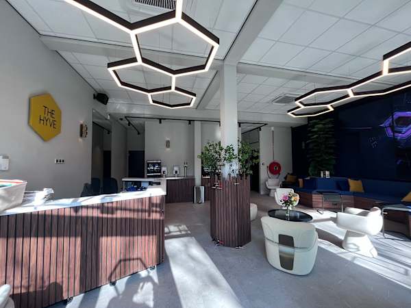 The Hyve Hotel Amsterdam - Amsterdam