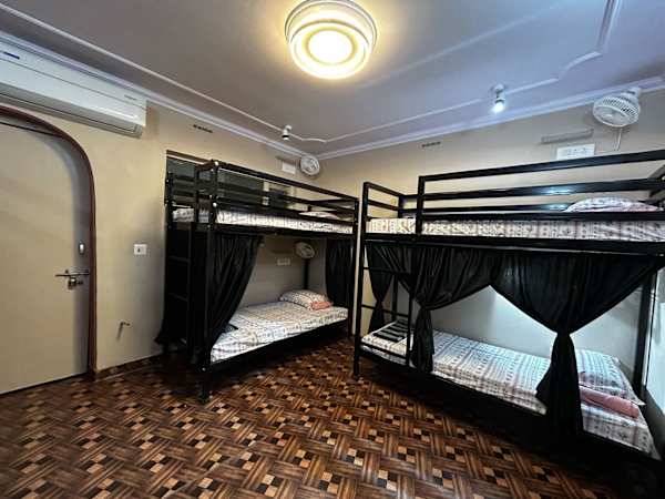 Srea Homestead - New Delhi