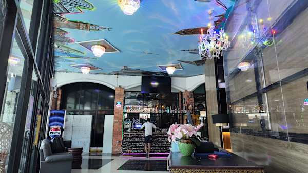 Hangover No1 Hostel Patong - Patong Beach