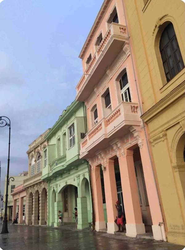 Habana Frente Al Mar - Cuba