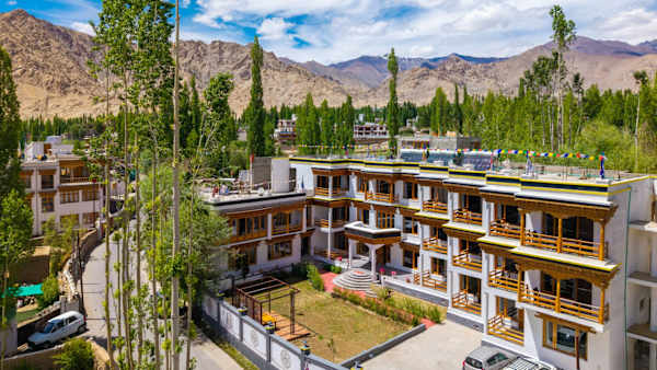 Hotel Bayshu The Hosteller Leh - Leh