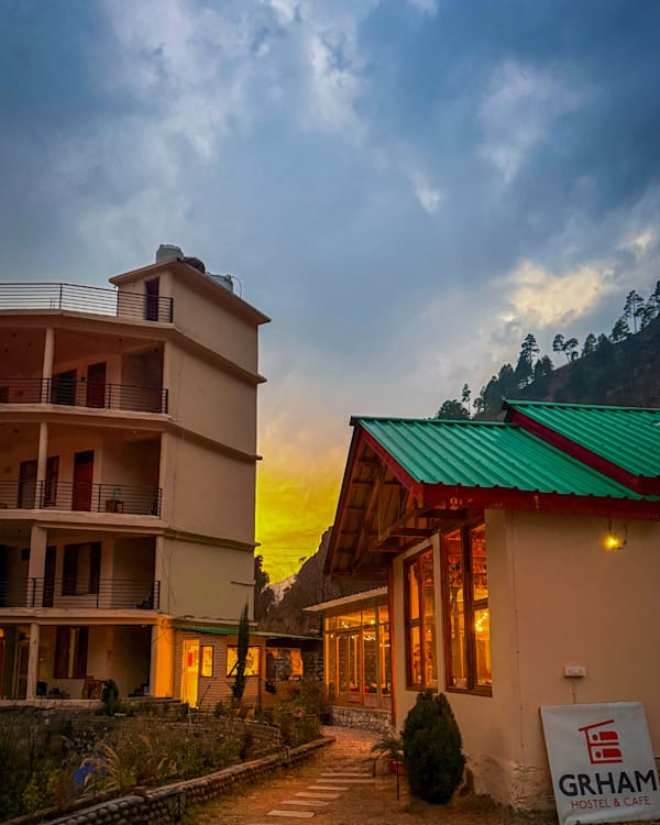 Grham Hostel & Cafe Kasol - Himachal Pradesh