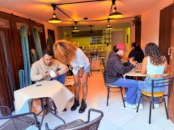 Hostal Galeria De La Montaña - Medellín