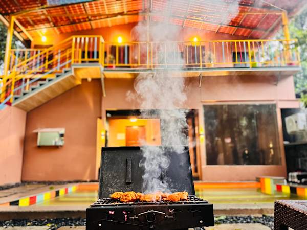 Lost Paradise A Social Hostel - Goa