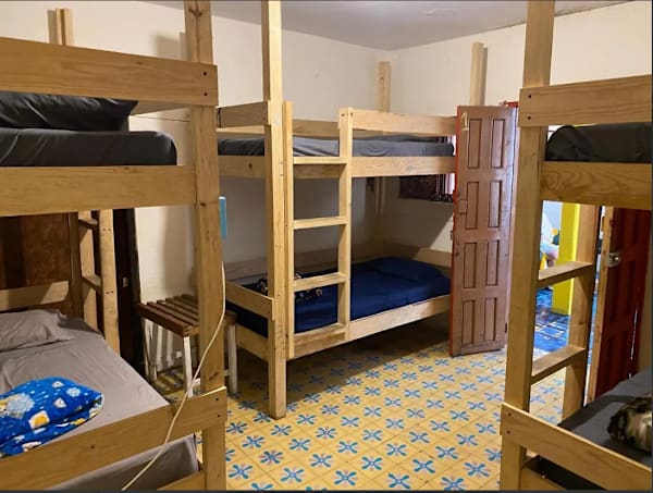 Bruja Hostel - 聖克里斯托瓦爾-德拉斯卡薩斯