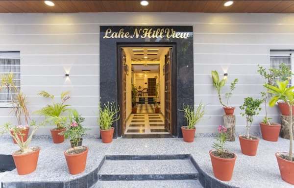 Hotel Lake N Hill View - Udaipur