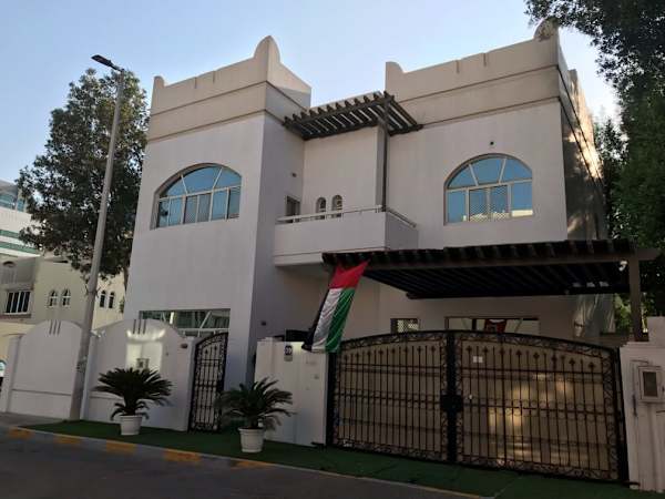 Oasis Villa Stay By Lunar - Abu Dhabi