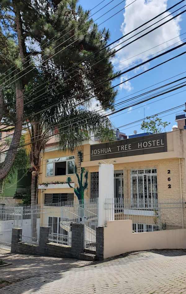 Joshua Tree Hostel - Curitiba