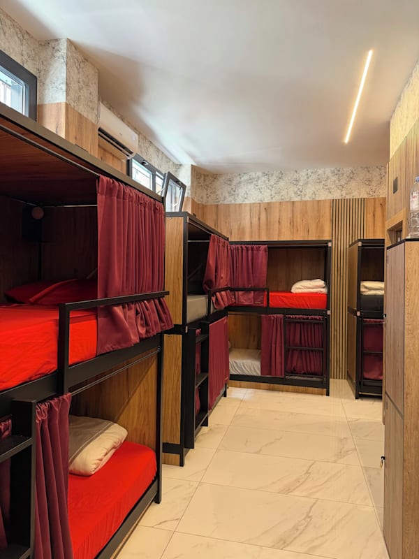 Senda Hostel Retiro - Madrid