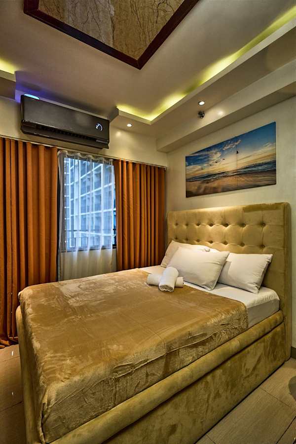 Reminisce Staycation - Pasay