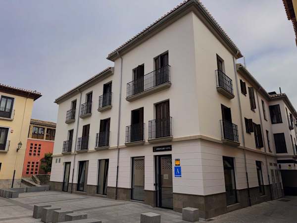 Urban Cube Hostel Granada - Granada