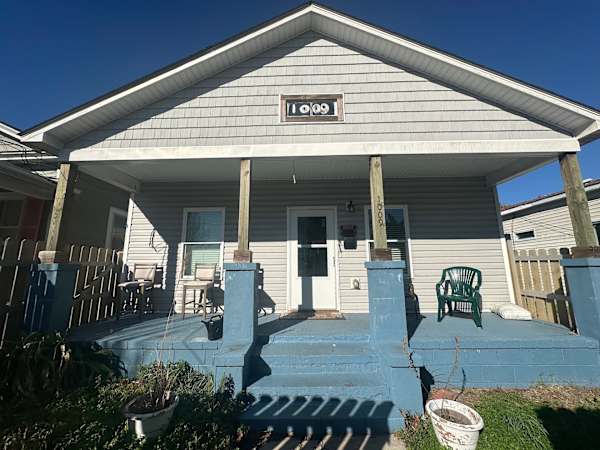 Chestnut Hostel - North Carolina