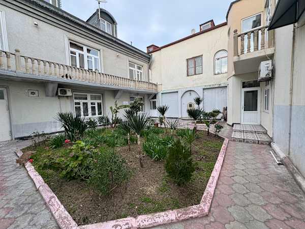 Caravanserai Hostel - Baku