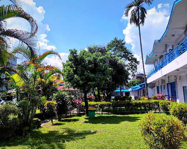 Lazy Lads Backpackers Hostel - Pokhara