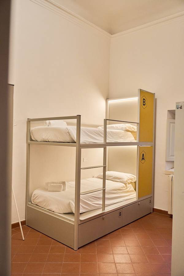 Lucca Hostel & Rooms - Tuscany