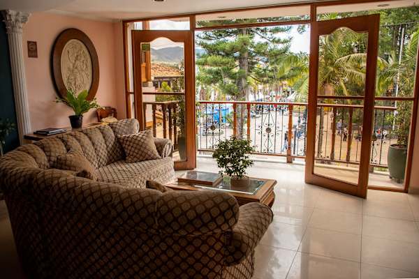 Santamaria Inn - La Ceja