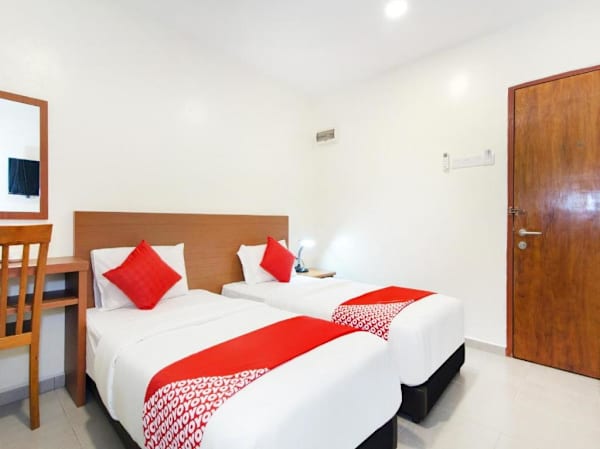 Lawten Hotel - Near Jonker Street - Malacca